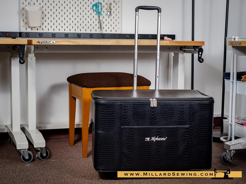 Deluxe Hard Case for Multiple Sewing Machines – Millard Sewing Center
