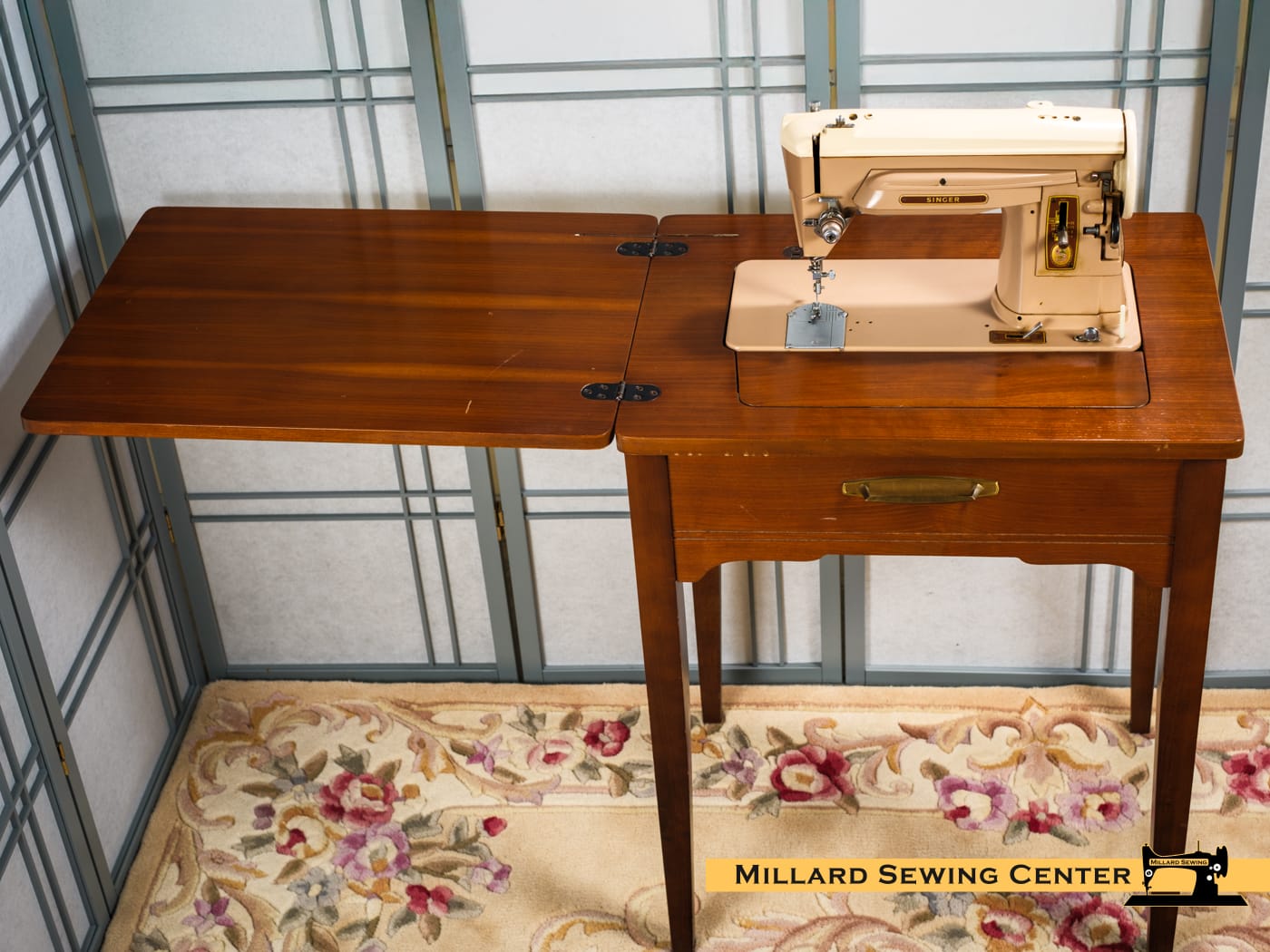 Singer Cabinet, 70SingerE – Millard Sewing Center
